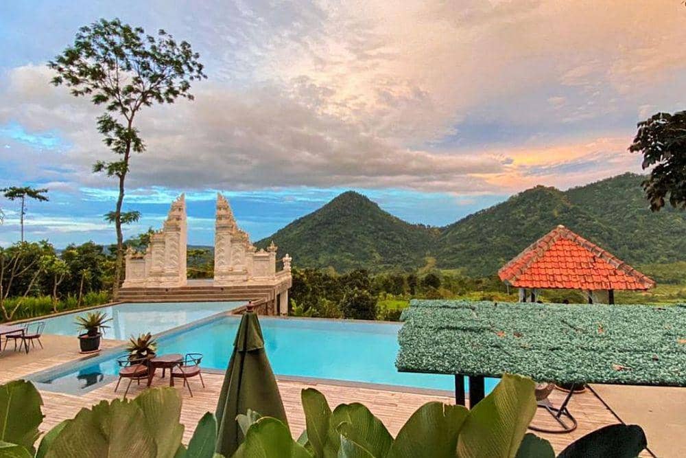 10 Rekomendasi Tempat Makan di Sentul yang Enak | IDN Times