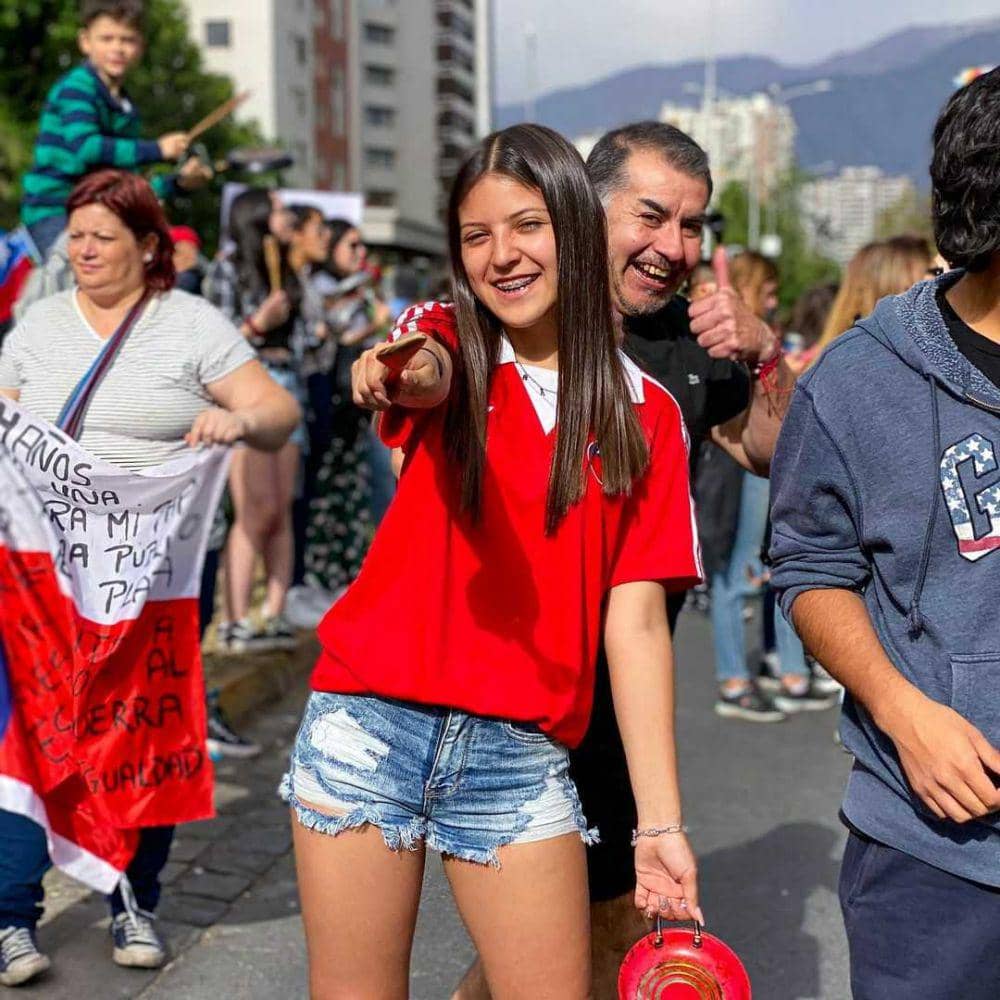 9 Pesona Ignacia Antonia, Influencer Chile yang Multitalenta | IDN Times