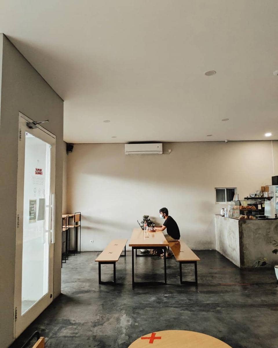 7 Cafe WFC Tebet Paling Nyaman buat Kerja dan Nugas | IDN Times