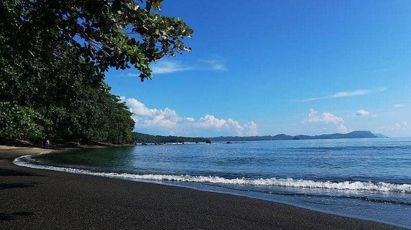 Fakta Bitung, Kota Pelabuhan di Utara Pulau Sulawesi | IDN Times