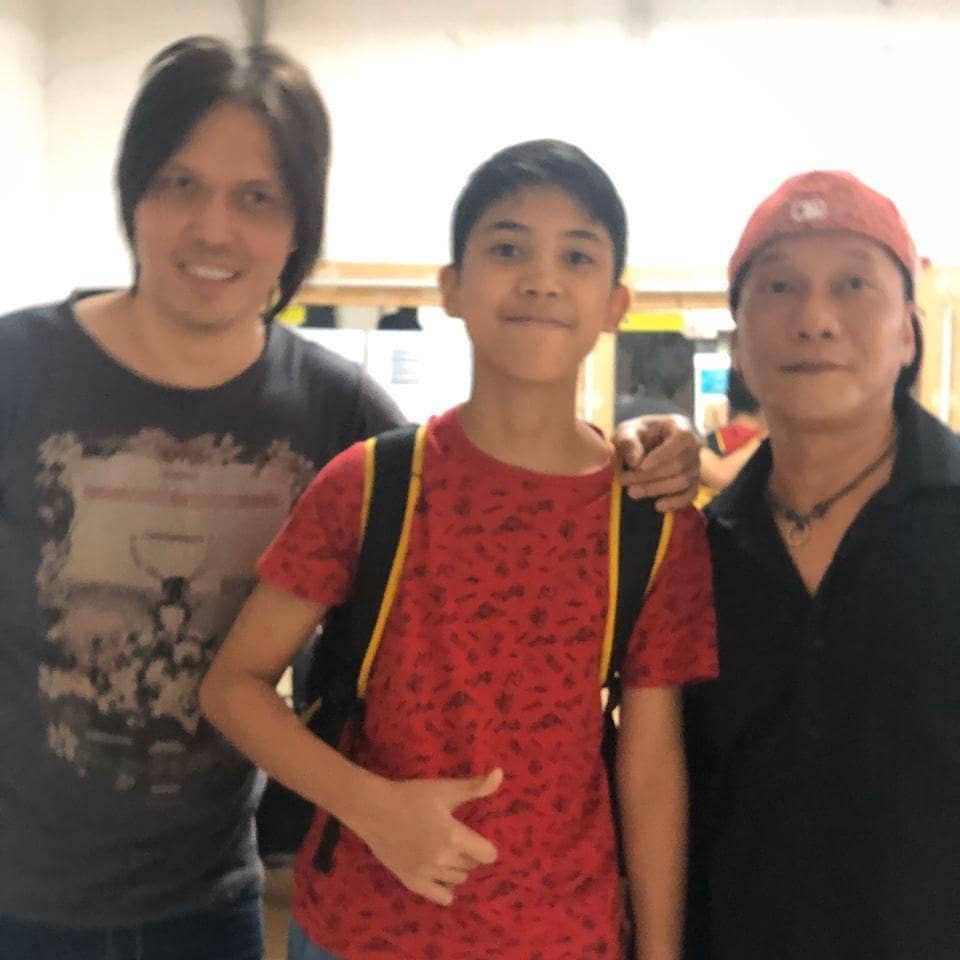 9 Potret Once Bersama Manuel, Putra Tunggalnya yang Udah ABG | IDN Times