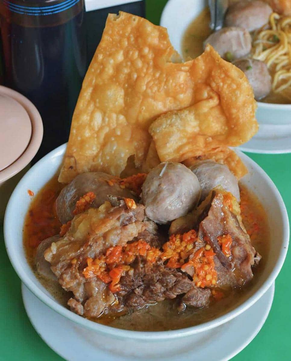 8 Tempat Makan Bakso di Jakarta Paling Enak dan Dagingnya Terasa | IDN ...
