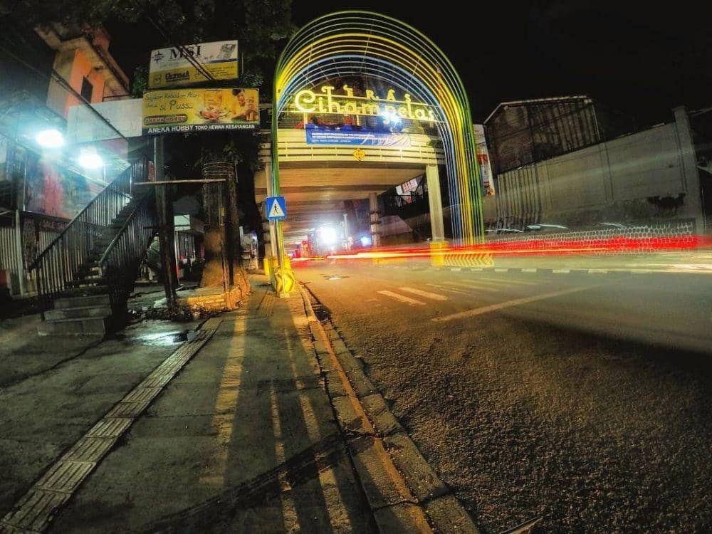 10 Fakta Unik Jalan Cihampelas, Sentra Jeans di Bandung | IDN Times Jabar