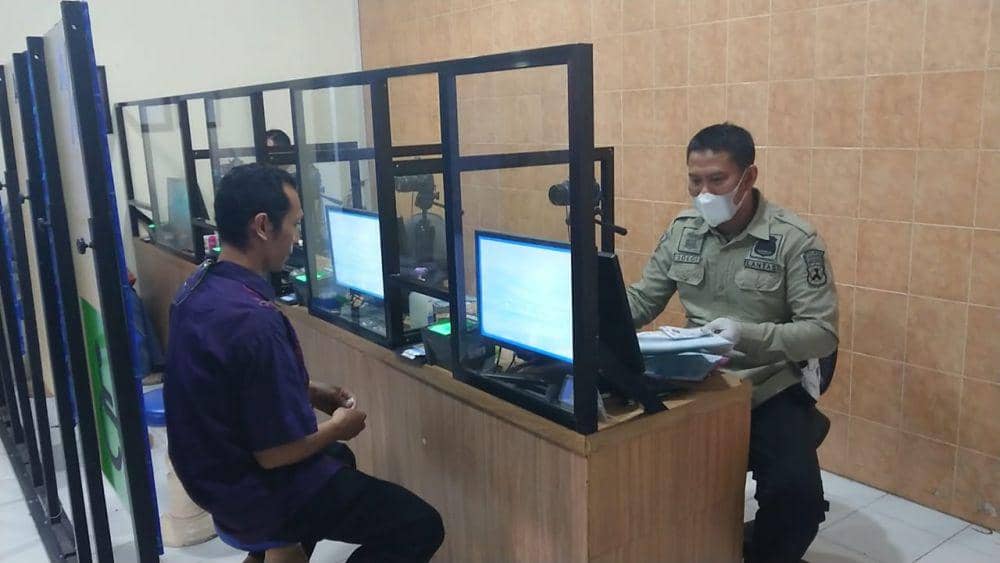 8 Syarat Buat SIM Baru, Simak Cara dan Biaya Terbaru 2024 | IDN Times