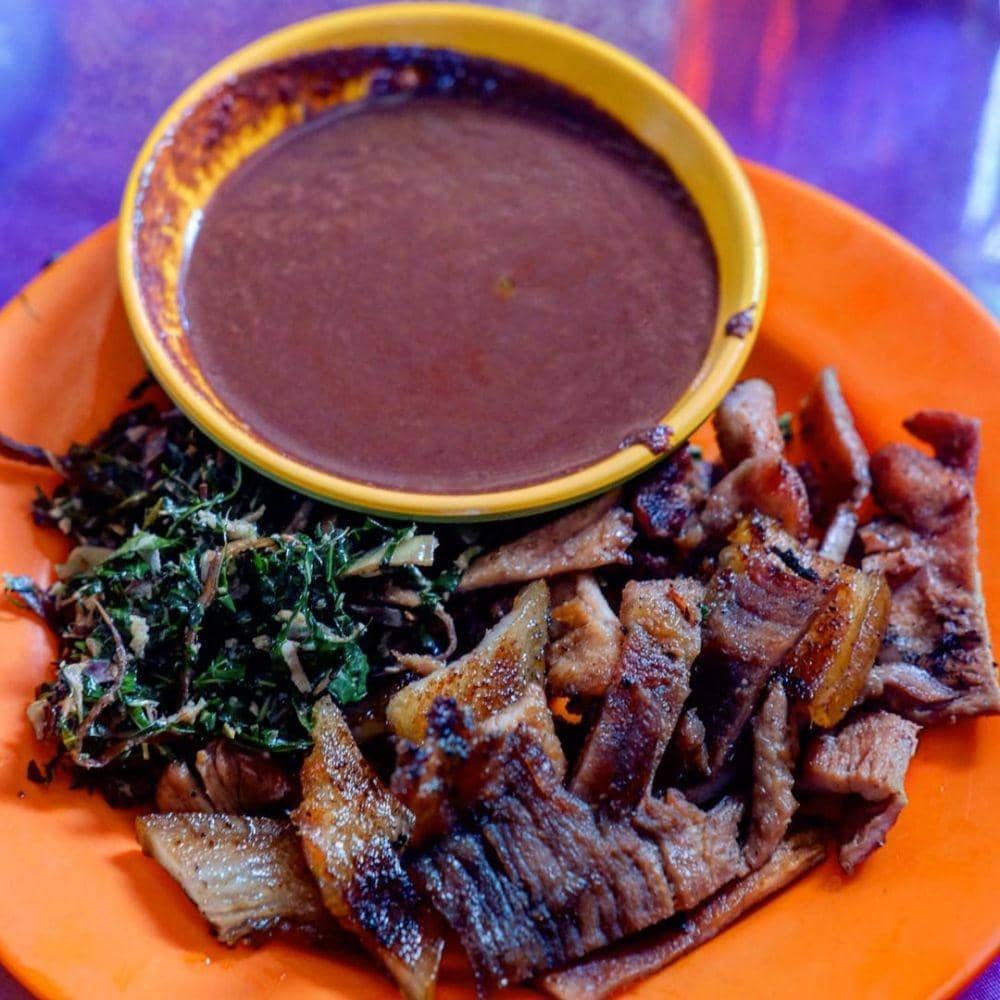 10 Makanan Berbahan Babi Khas Indonesia Paling Populer | IDN Times