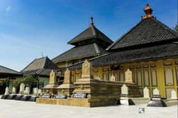 12 Tempat Wisata Terkenal di Demak Bisa Jadi Pilihan Untuk L | IDN ...