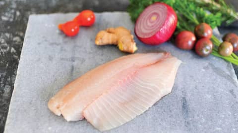 6 Cara Memfilet Ikan yang Benar, Tulangnya Bisa Dibuat Kaldu | IDN Times