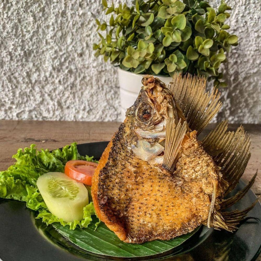 17 Tempat Makan Keluarga di Bekasi yang Enak dan Murah | IDN Times