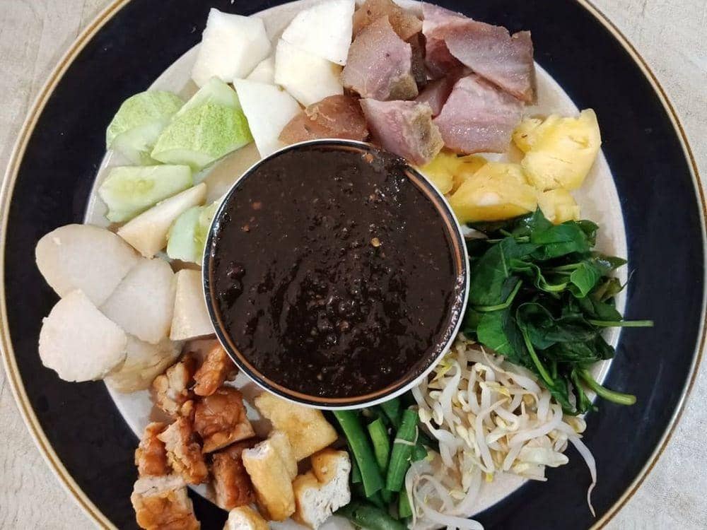 Jenis Petis Khas Indonesia yang Membuat Makanan Jadi Nikmat | IDN Times