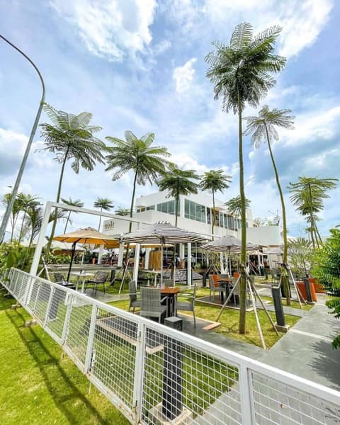 17 Tempat Makan di PIK Jakarta yang Paling Enak dan Populer | IDN Times