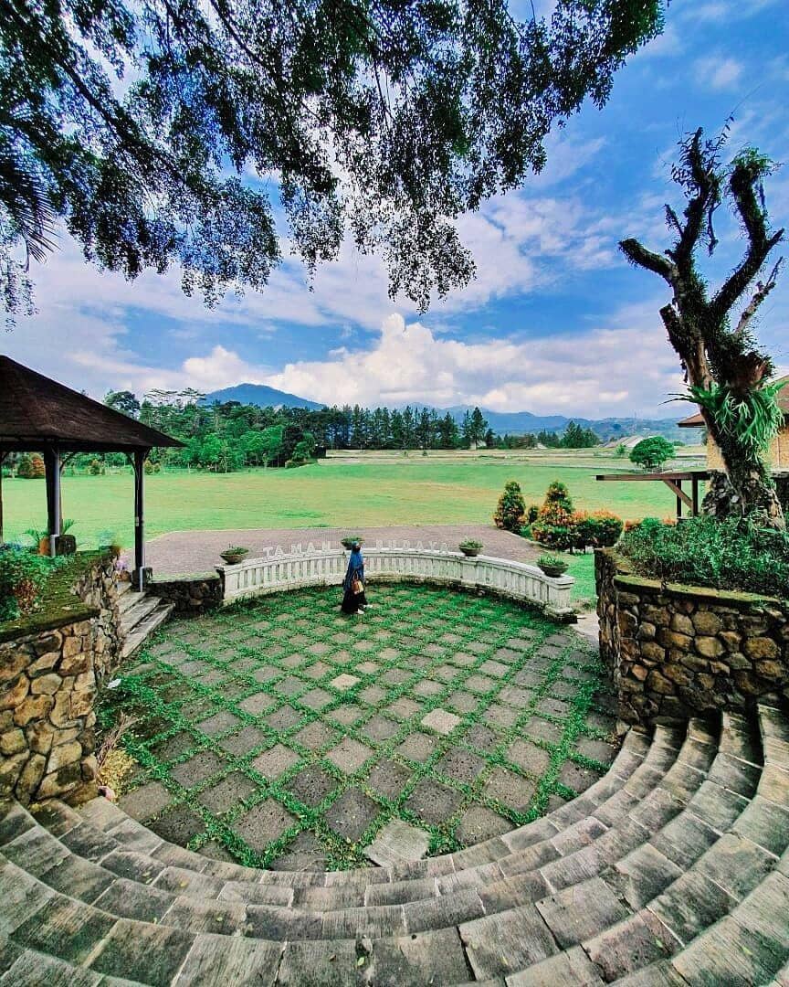 20 Tempat Wisata di Sentul yang Hits dan Cocok untuk Liburan | IDN Times