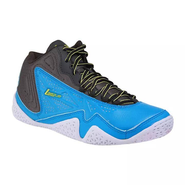 5 Rekomendasi Sepatu Basket Terbaik dengan Harga yang Murah | IDN Times