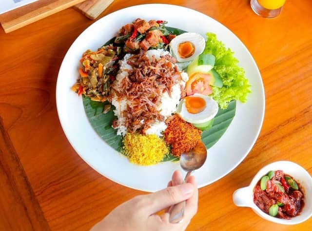 10 Tempat Makan di Semarang yang Paling Enak dan Legendaris | IDN Times