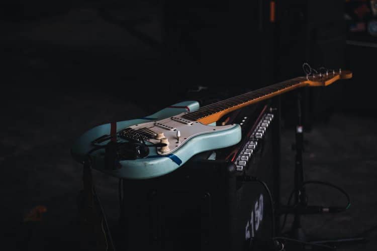 20 Bagian-Bagian Gitar dan Fungsinya, Lengkap! | IDN Times