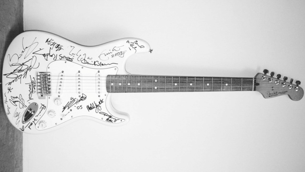 5 Gitar Termahal di Dunia, Harganya Mencapai Rp38 Miliar! | IDN Times