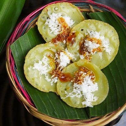 Resep Sederhana Membuat Laklak, Jajanan Tradisional Bali | IDN Times Bali