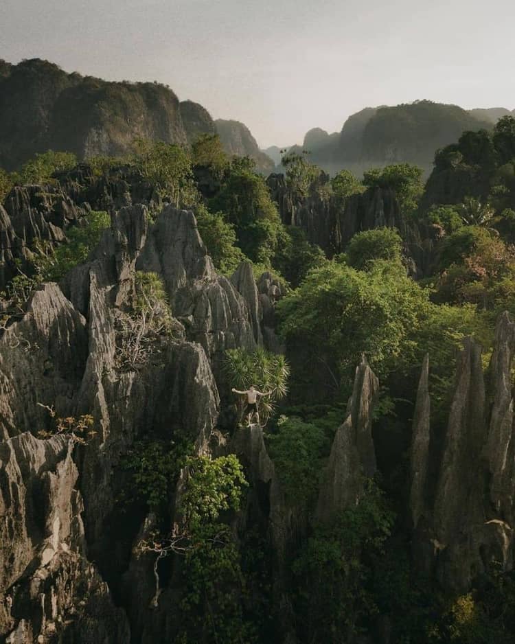 10 Wisata Tebing di Indonesia Paling Indah | IDN Times