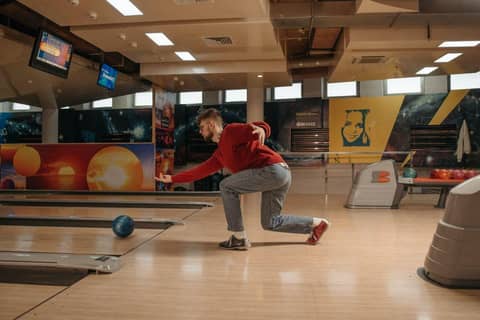 12 Cara Bermain Bowling Untuk Pemula | IDN Times