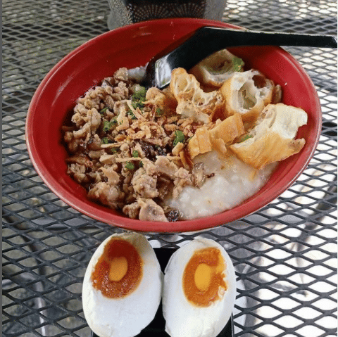 5 Rekomendasi Kedai Bubur Terenak di Medan, Ada yang Legend | IDN Times ...