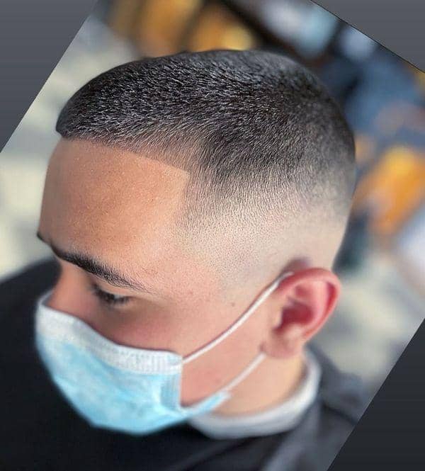 15 Model Rambut Buzz Cut Pria yang Kekinian, Lebih Fresh! | IDN Times