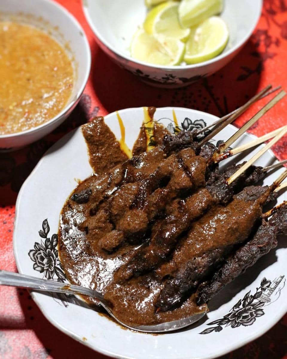 12 Resep Sate Sapi Empuk, Bumbu, dan Cara Membuatnya | IDN Times
