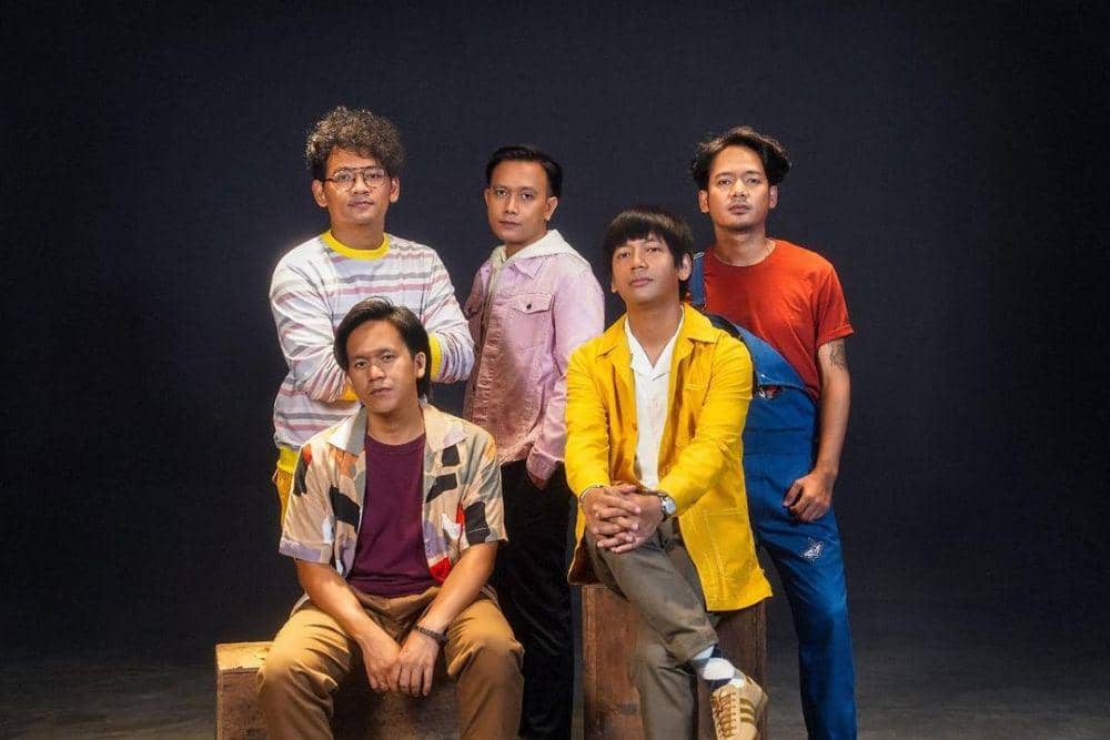 Chord dan Lirik Lagu Sudah Perih Ini - d'Masiv | IDN Times