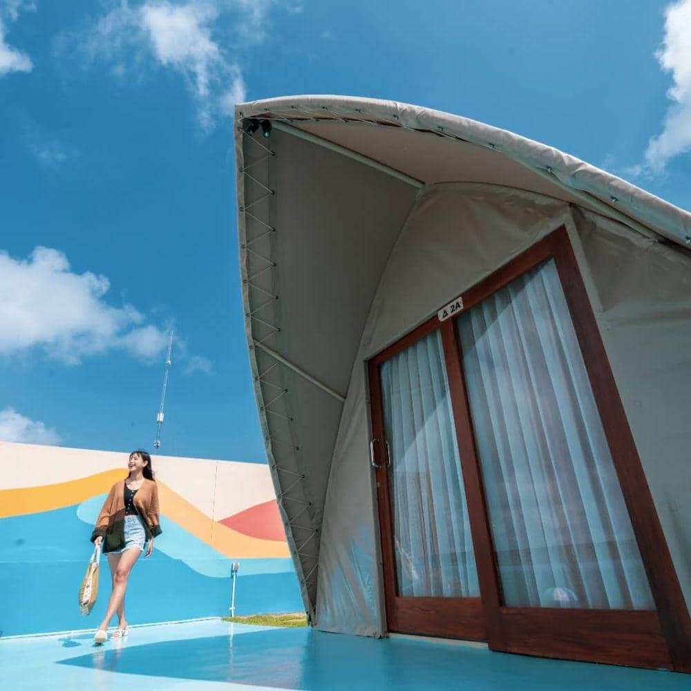 Heha Ocean Glamping: Lokasi, Fasilitas, dan Harga Kamar | IDN Times