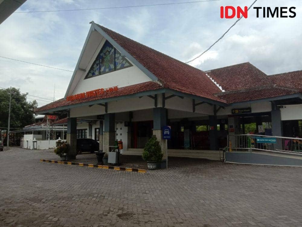 7 Stasiun Kereta di Yogyakarta yang Wajib Kamu Ketahui | IDN Times