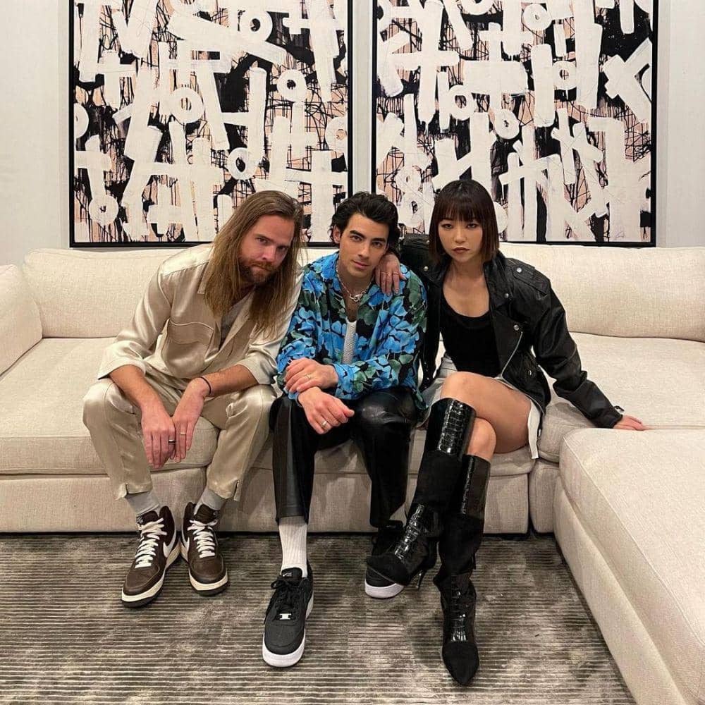 Comeback, 11 Fakta Perjalanan Karier Band DNCE | IDN Times