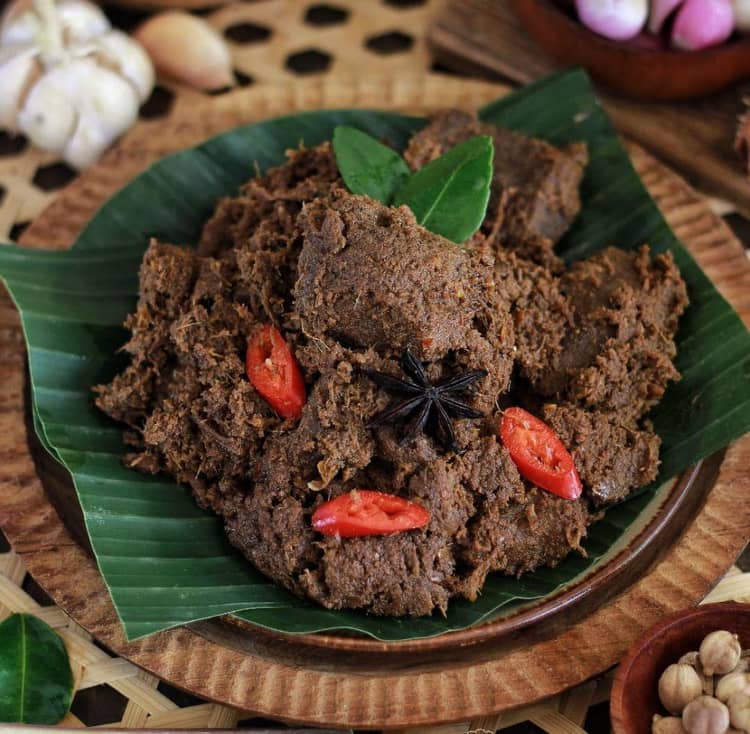 7 Resep Rendang Daging Sapi dan Cara Membuatnya yang Mudah | IDN Times