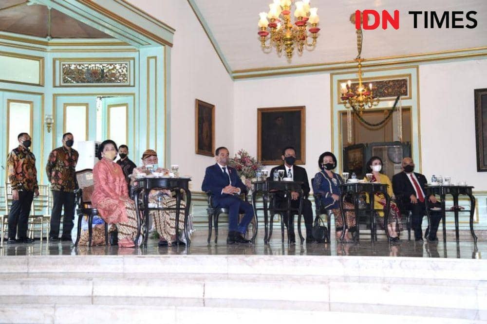 Profil Sinuhun Pakubuwono XIII: Riwayat dan Silsilah Raja Keraton Solo ...