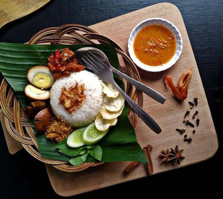 10 Resep Nasi Uduk yang Gurih, Nikmat, dan Gampang Buatnya | IDN Times