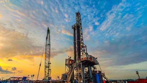 Daftar Gaji Pegawai Pertamina 2026 yang Harus Kamu Ketahui | IDN Times