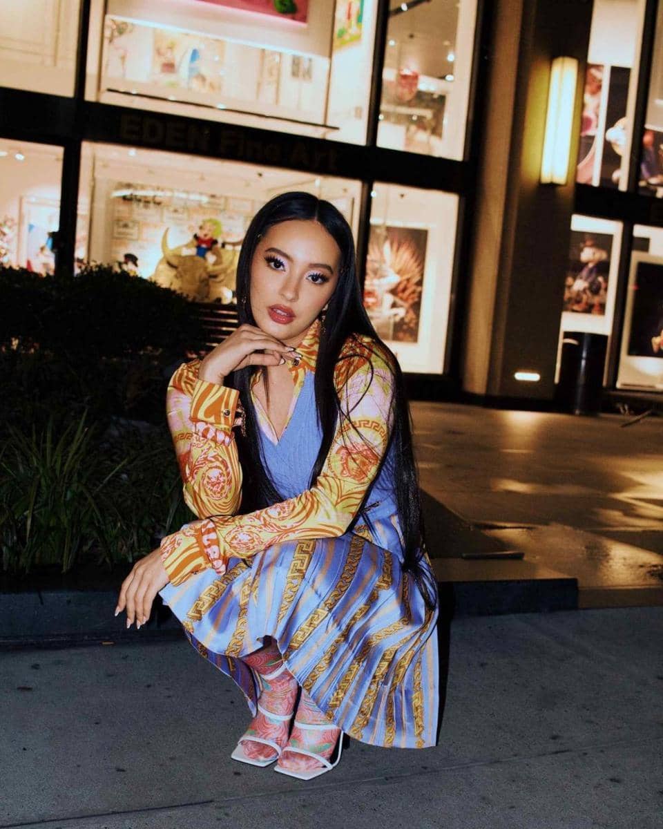 Biodata dan Profil Penyanyi Faouzia | IDN Times