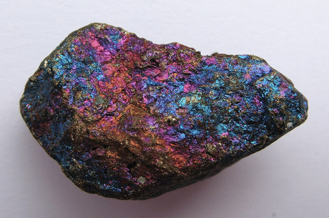 10 Mineral dengan Kilap Logam, Berkilau dan Memukau | IDN Times