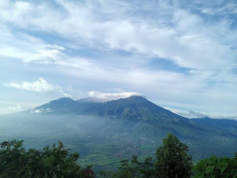 9 Fakta Gunung Arjuno, Gunung dengan Beragam Objek Wisata | IDN Times
