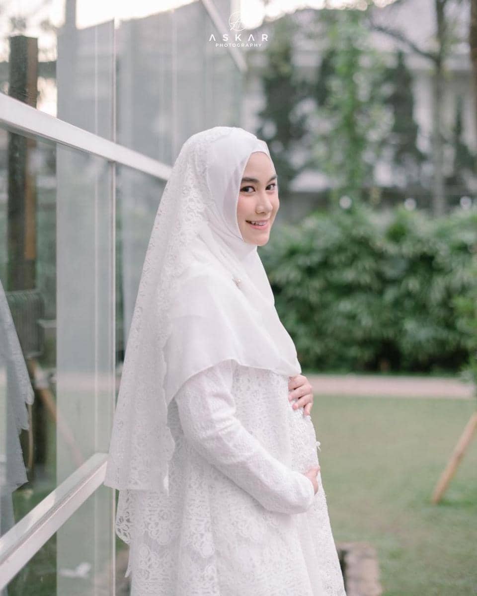 9 Potret Anisa Rahma saat Pamer Baby Bump, Siap Jadi Ibu! | IDN Times