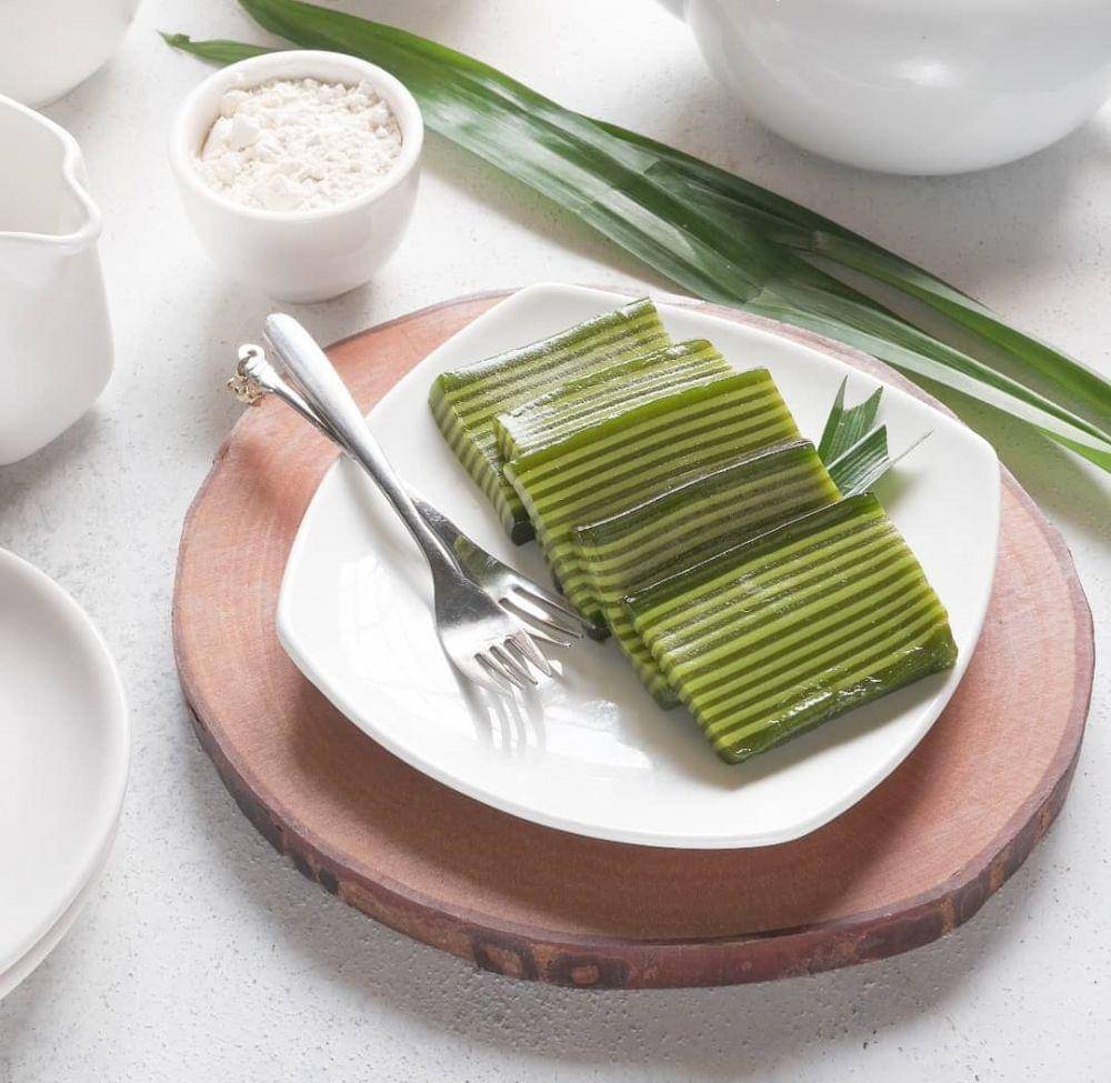 15 Kue Tradisional Berwarna Hijau, Mana Kesukaanmu? | IDN Times