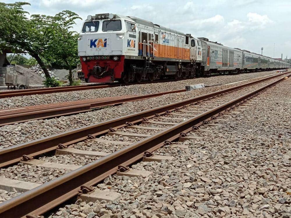 Perbedaan Kelas Kereta Api Ekonomi Bisnis, Eksekutif, Luxury | IDN Times
