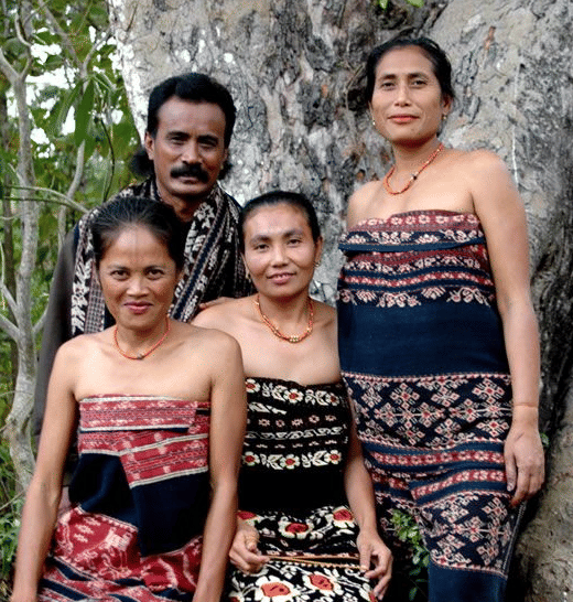 10 Motif Kain Tenun Khas NTT, Cocok jadi Oleh-oleh | IDN Times NTB