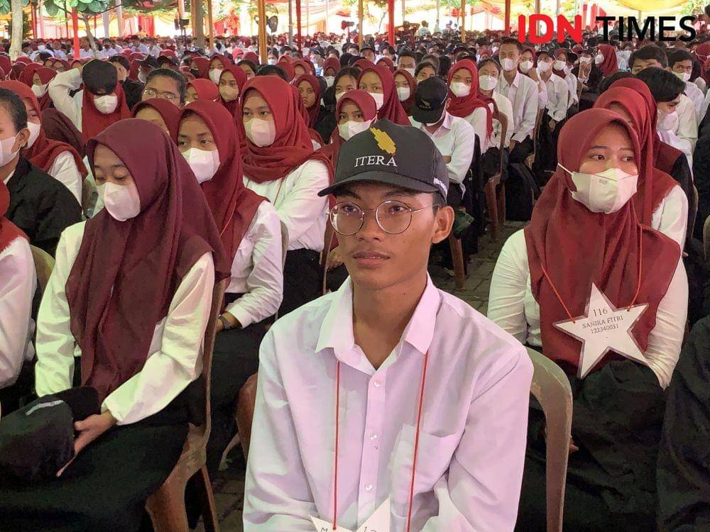 Cerita Agung Maba Termuda ITERA 2022, Usia 15 Tahun Kuliah! | IDN Times ...