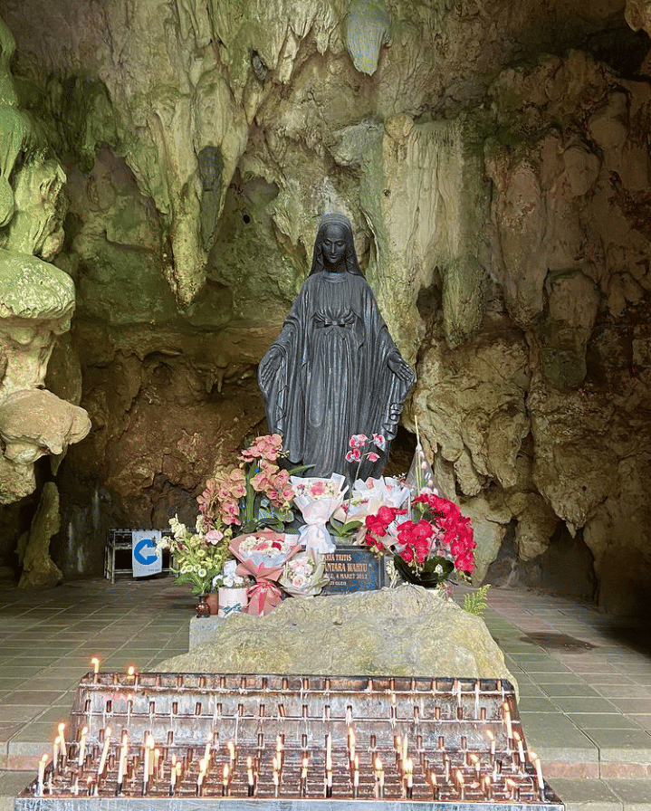 8 Gua Maria di Jogja untuk Wisata Rohani, Khusyuk Berdoa | IDN Times Jogja