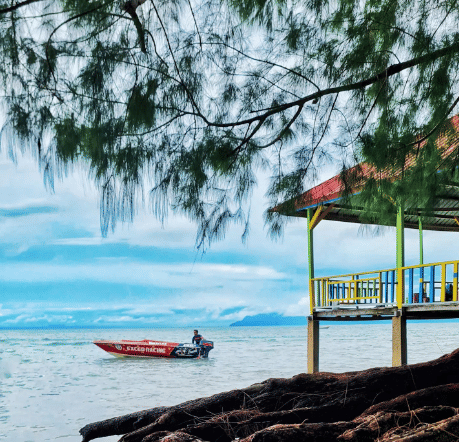 7 Rekomendasi Tempat Wisata Terbaik di Kendari, Bikin Betah! | IDN ...