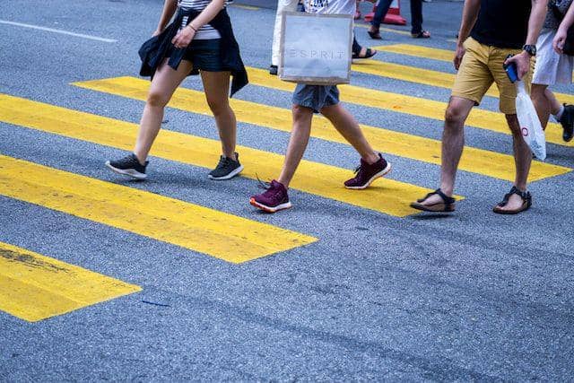 Sejarah Zebra Cross Beserta Fungsi dan Aturan Pemasanganya | IDN Times