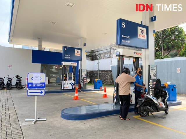 Stok BBM di SPBU Vivo Sudah Tersedia, Cek Lokasinya! | IDN Times