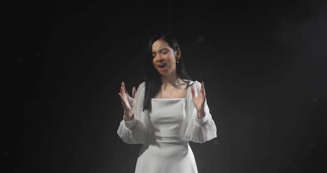 Lirik Lagu Pesan Terakhir - Lyodra | IDN Times