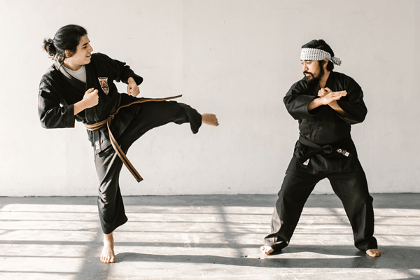 5 Teknik Tendangan Dalam Pencak Silat yang Harus Dikuasai | IDN Times