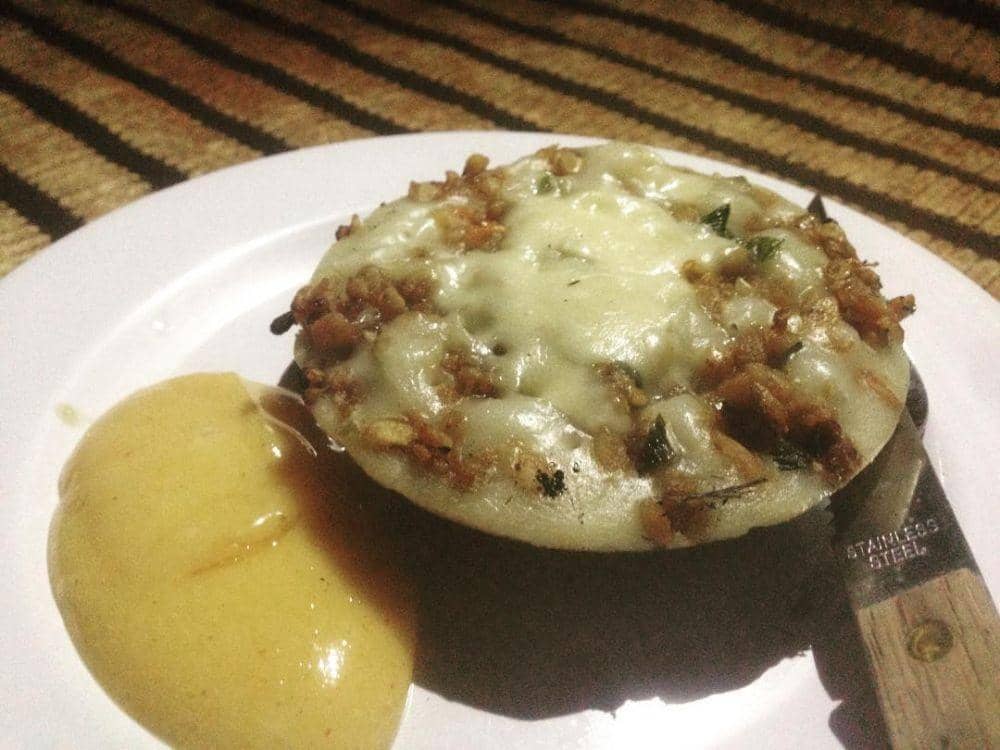 Perbedaan Serabi dan Surabi, Pancake Tradisional yang Legit | IDN Times