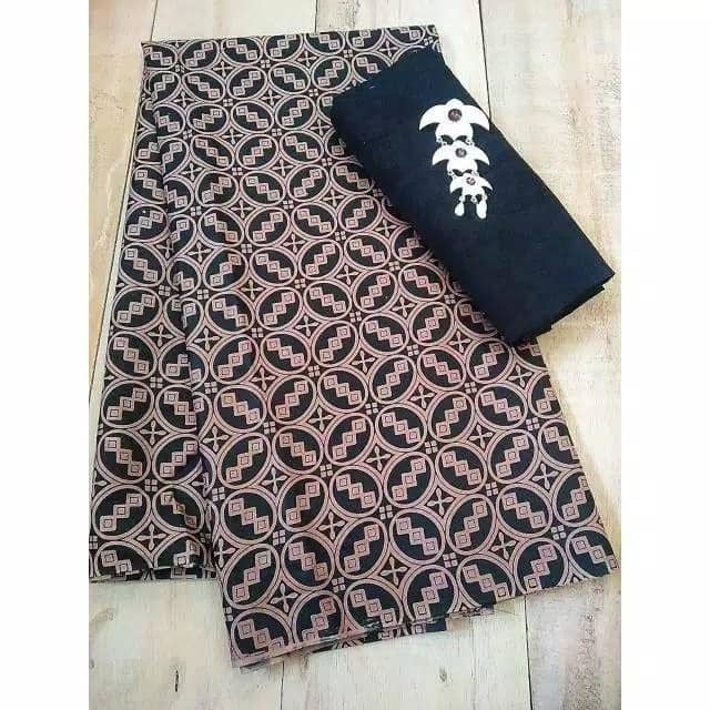 9 Jenis Motif Batik Kawung Khas Jogja yang Penuh Filosofi | IDN Times