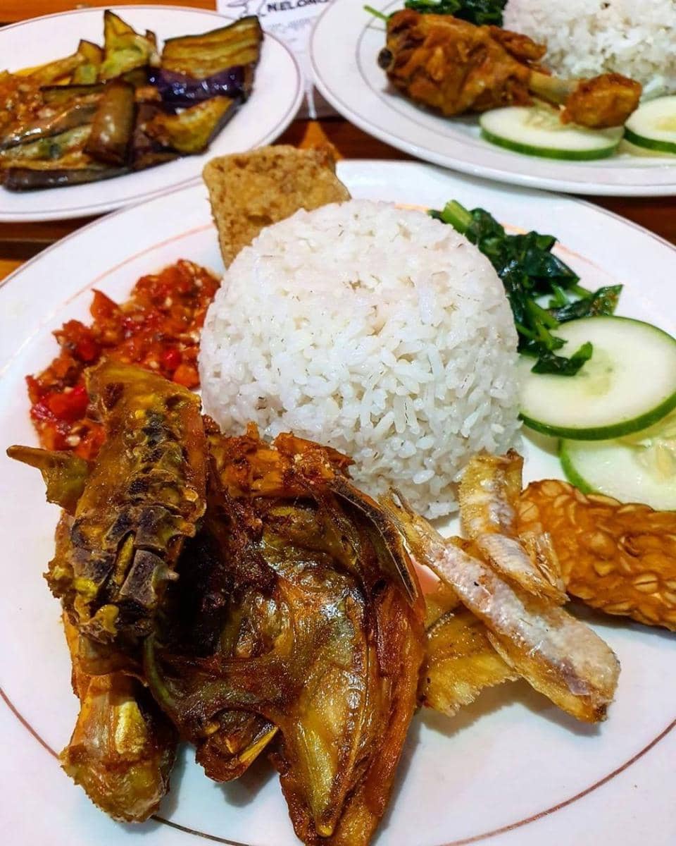 14 Tempat Makan Murah dan Enak di Bawah 50 ribu | IDN Times